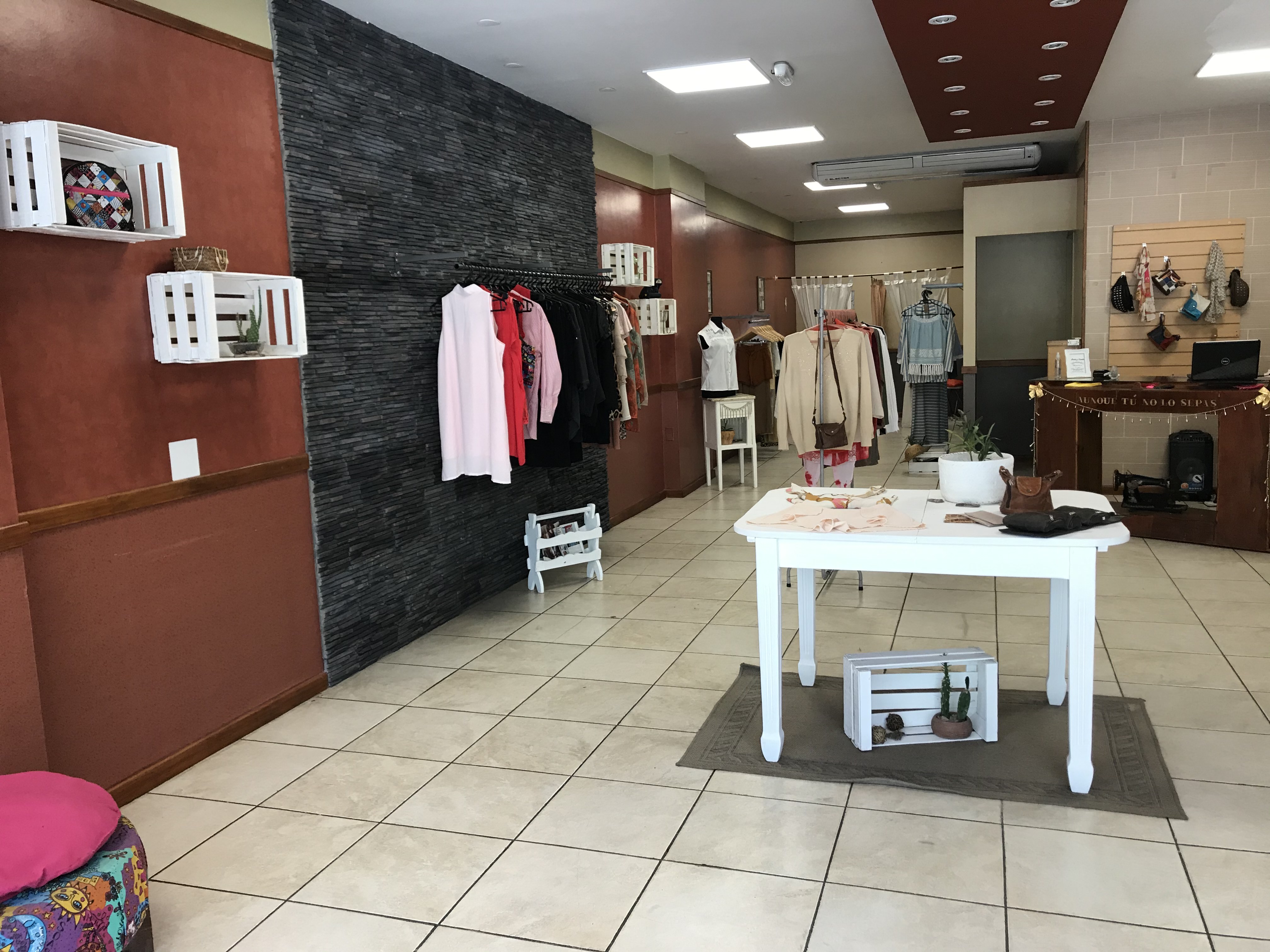 Fondo de Comercio de Ropa para Mujeres en Mendoza en Negozona