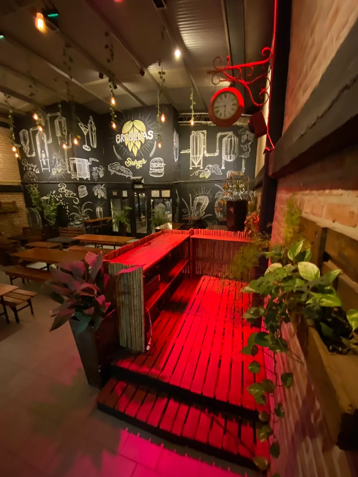 Fondo de Comercio de Bar en General Fernandez Oro en Negozona